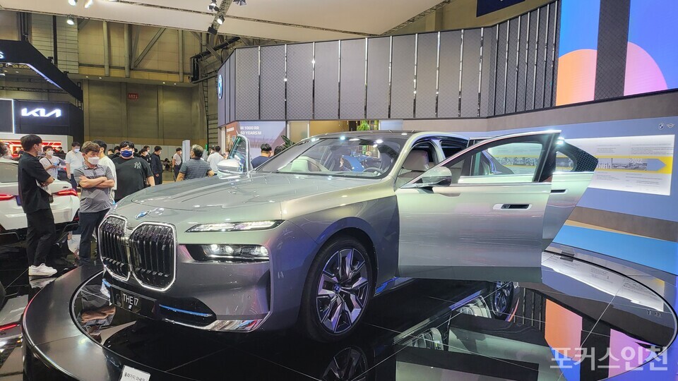 BMW R&D 센터 상주 연구인력 40명이 적다고?